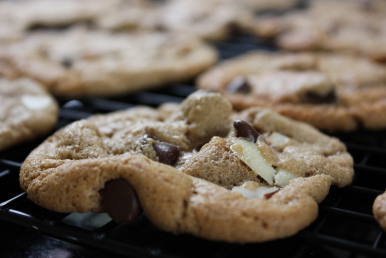 Flourless Almond Butter Cookies: The Snackable Epiphany - A Girl Defloured